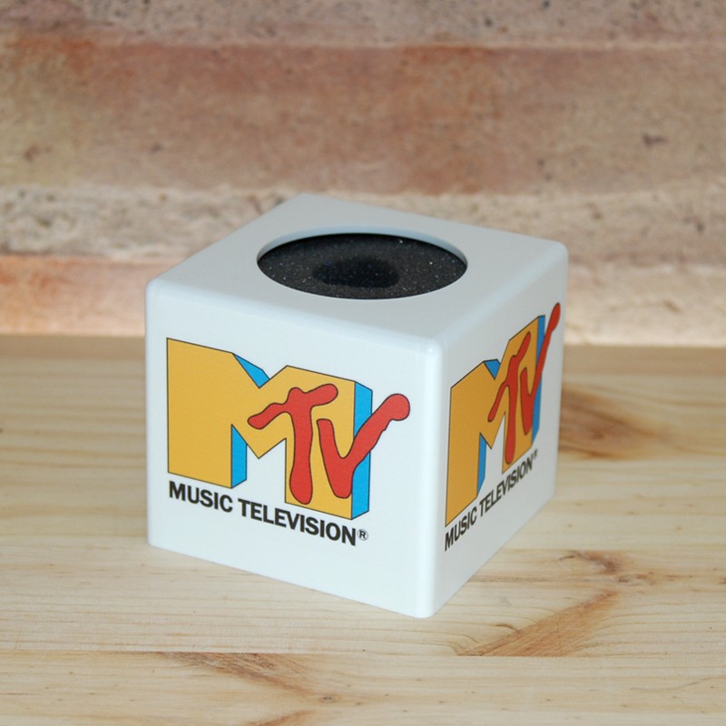 Cubos Microfono con logo